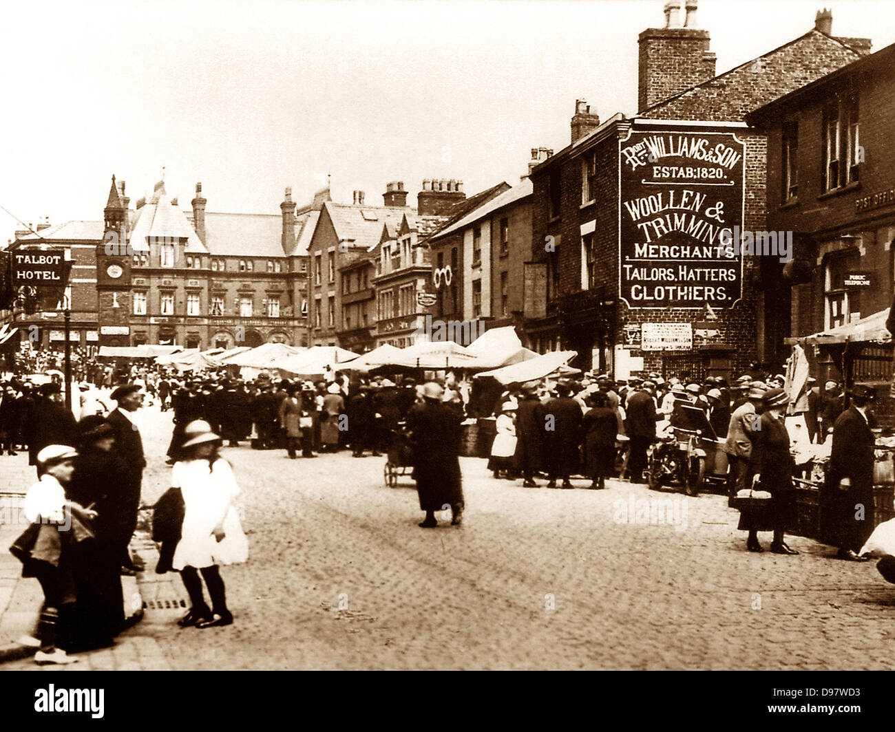 Ormskirk Market Day early 1900s Stock Photo - Alamy
