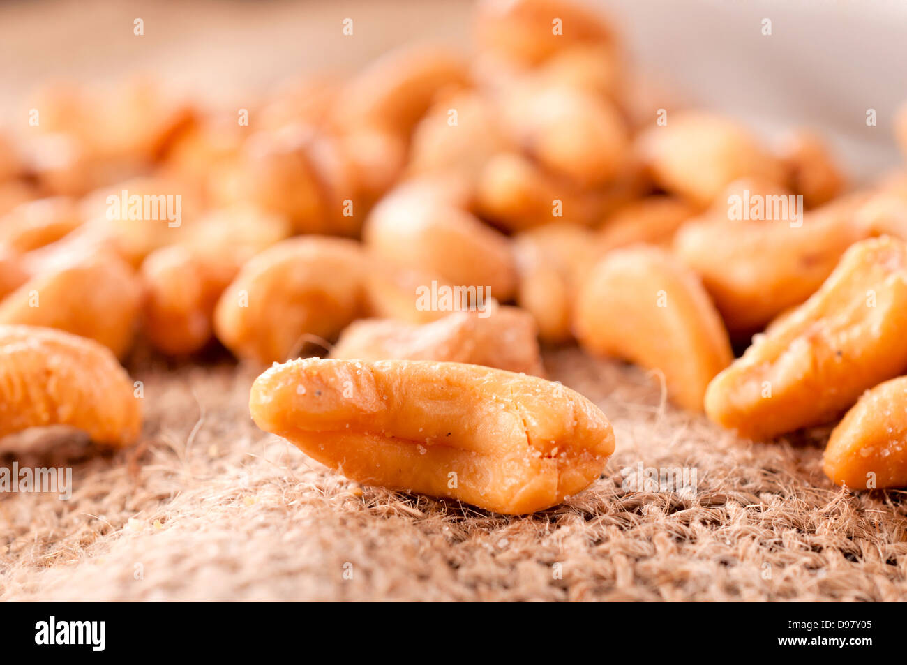 Close up to roasted single cashew nut Stock Photo - Alamy