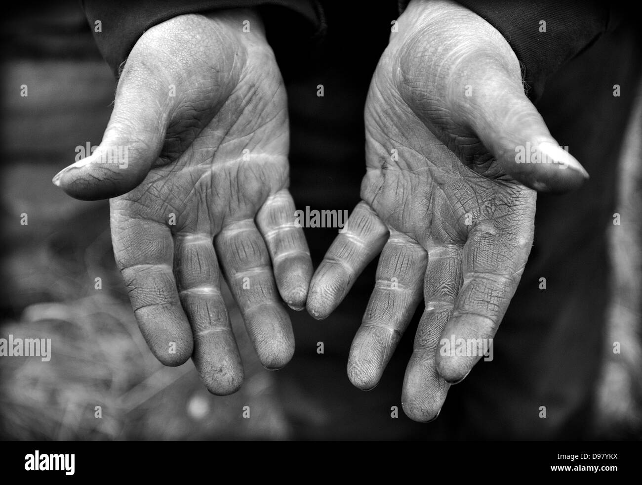 Grimy hands hi-res stock photography and images - Alamy