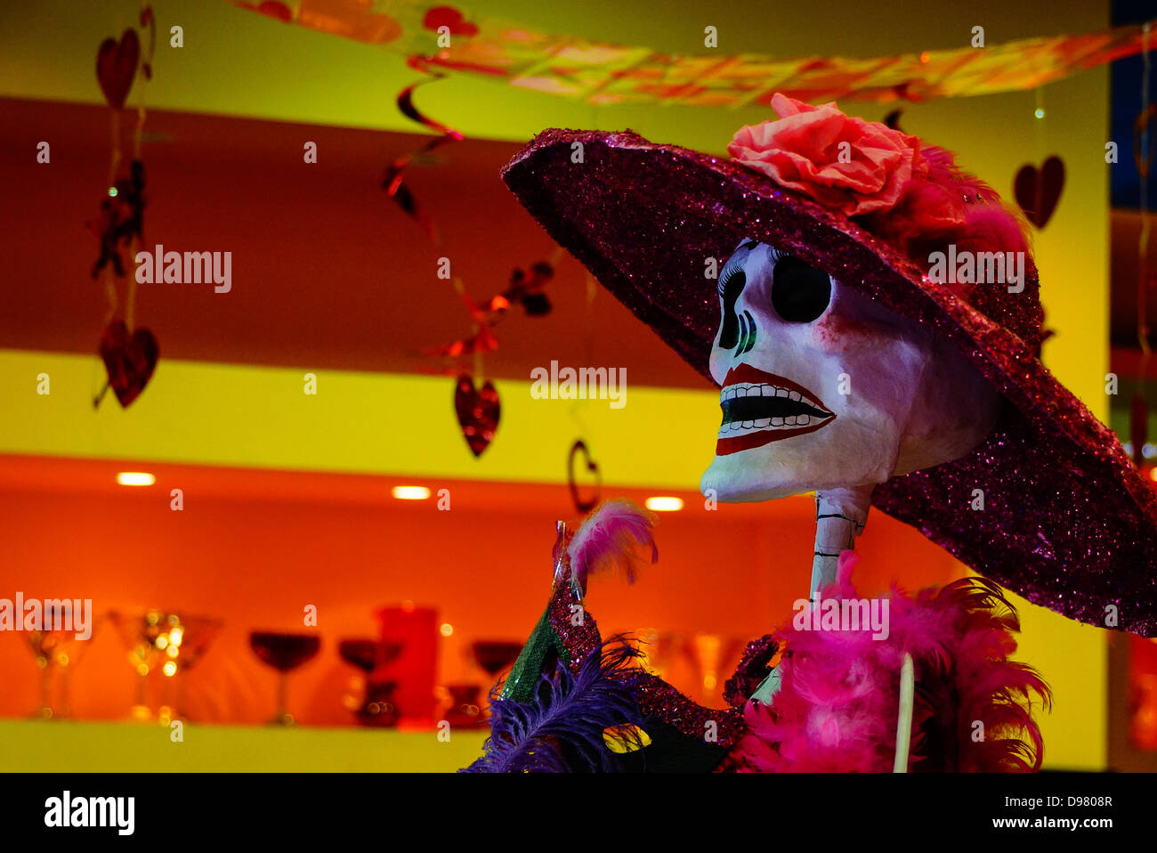 Statue of a dressed skeleton Stock Photo - Alamy