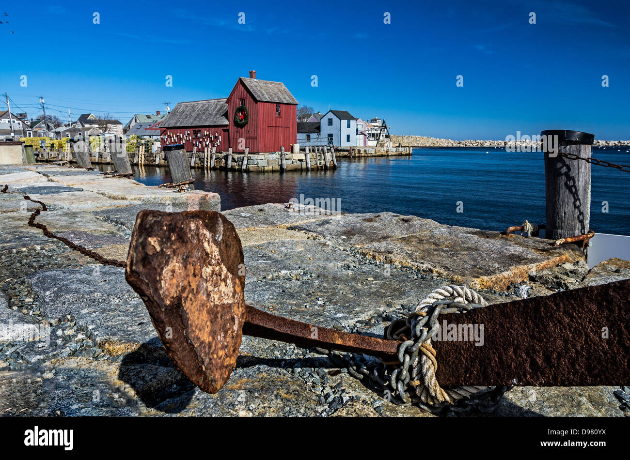 Old fishing shack harbor hi-res stock photography and images - Alamy