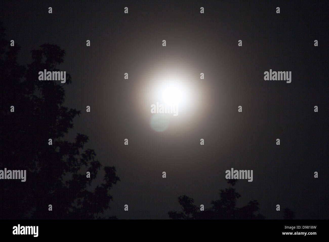 Moon beam hi-res stock photography and images - Alamy