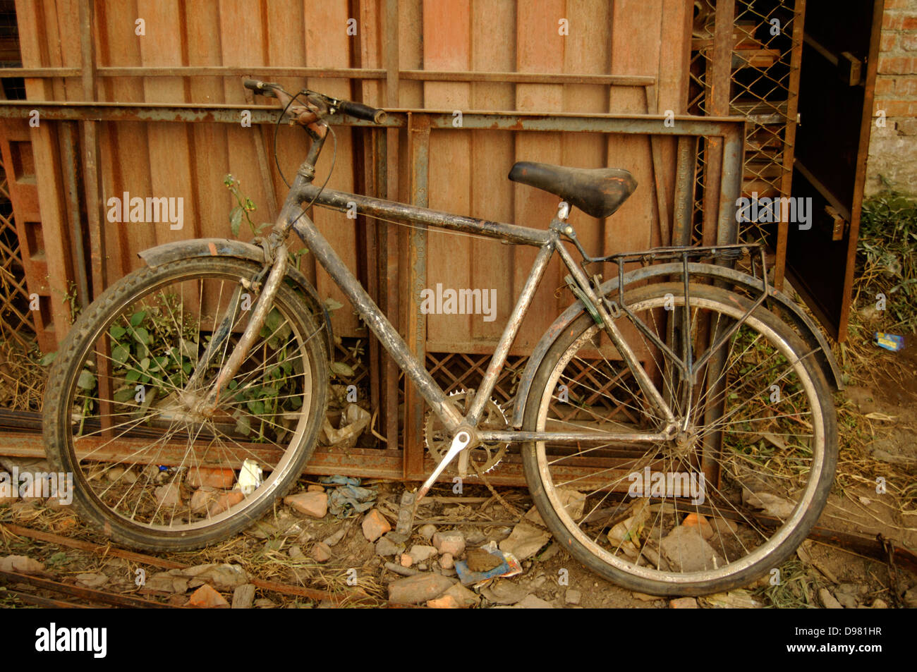 an old bicycle Stock Photo - Alamy