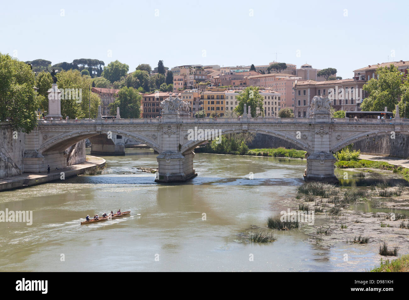 Tiber river rome hi-res stock photography and images - Alamy