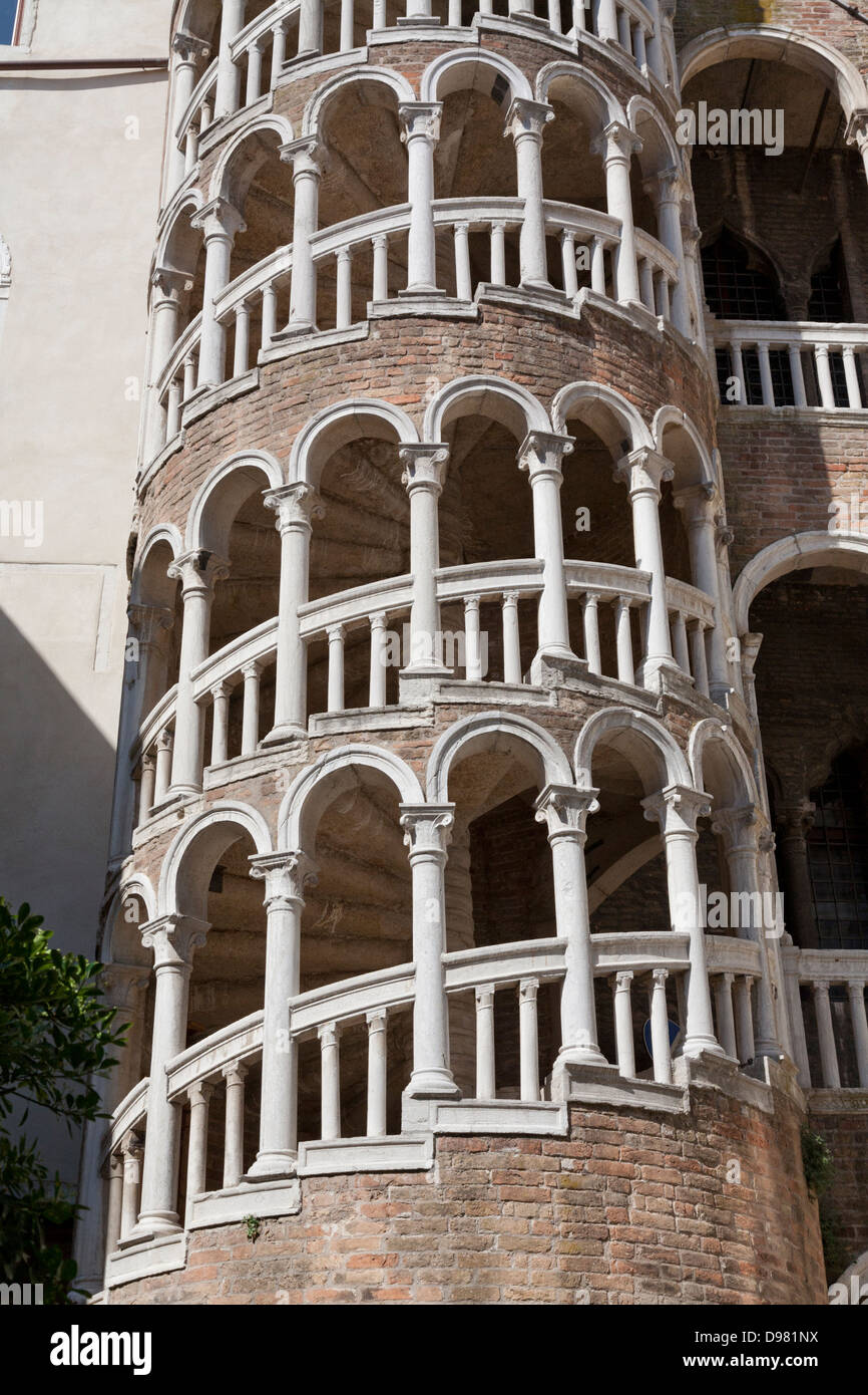 Palazzo Contarini del Bovolo, Palace, Venice, Italy Stock Photo - Alamy