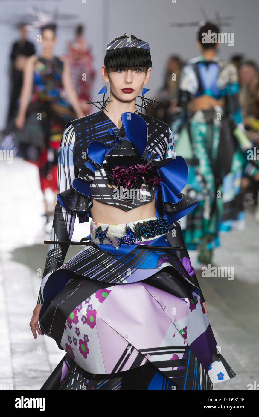 Central Saint Martins BA Fashion show with collections by graduate ...