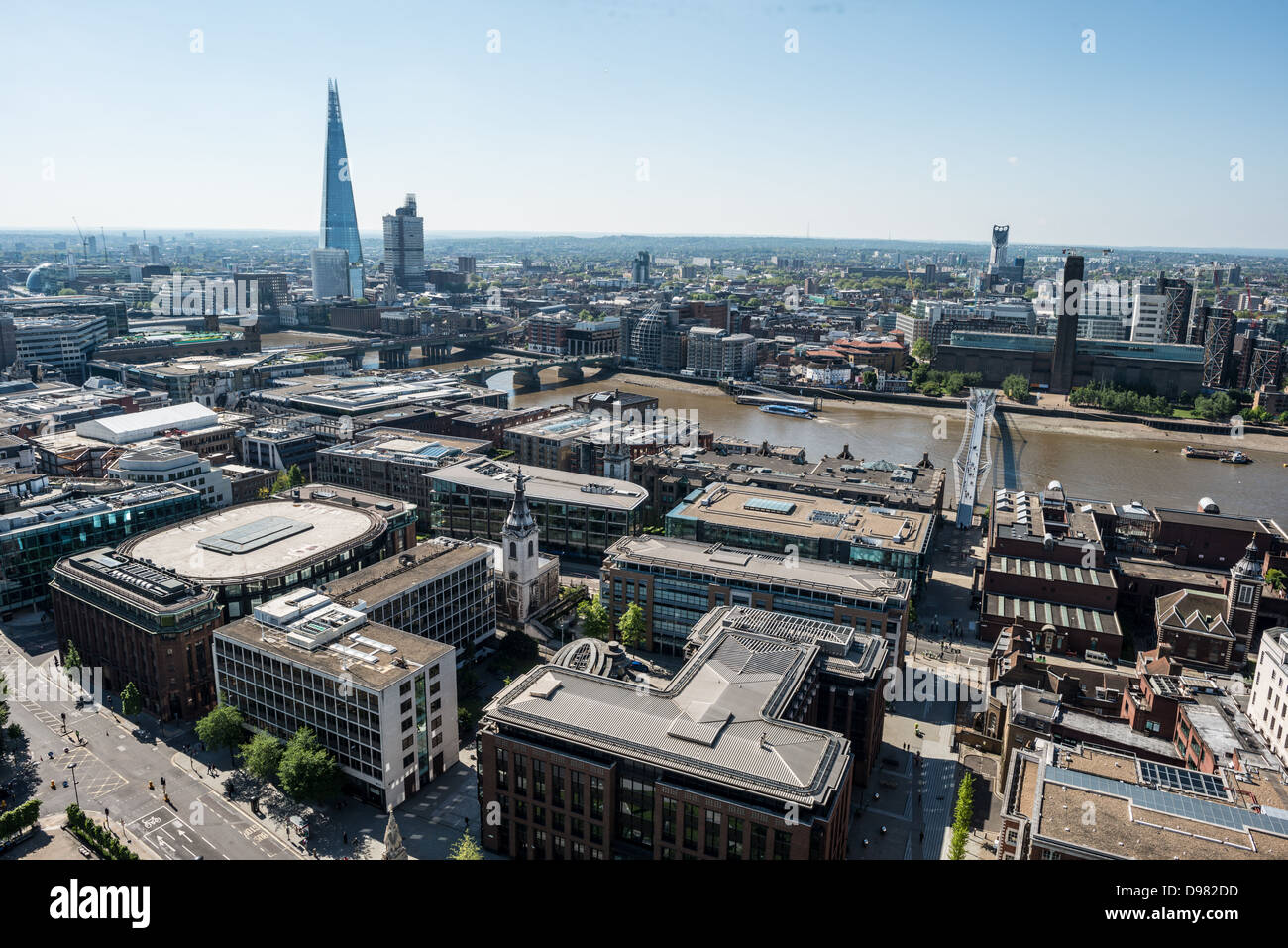 Skyline with st pauls cathedral shard hi-res stock photography and ...