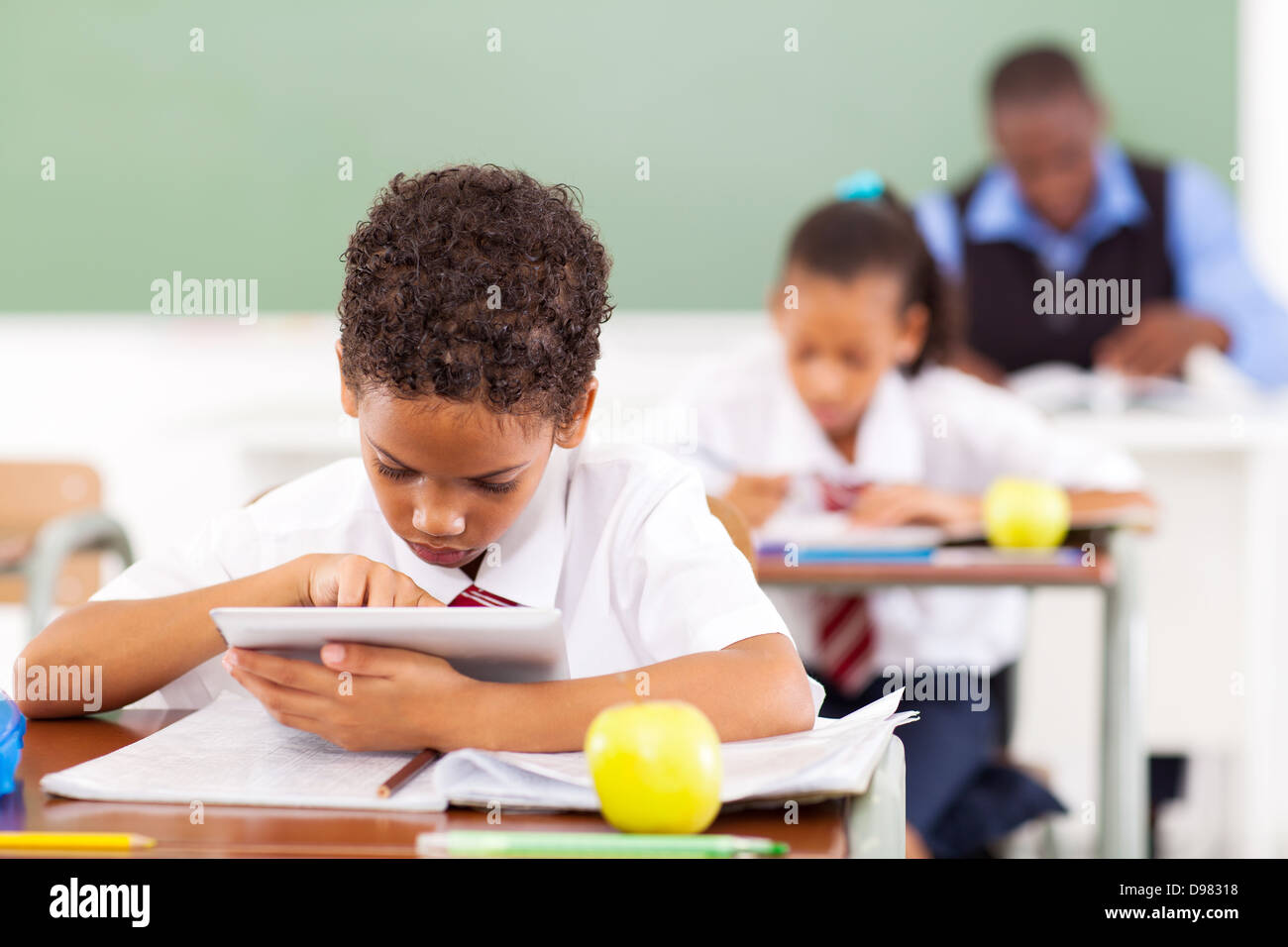 African school kid in uniform hi-res stock photography and images - Alamy