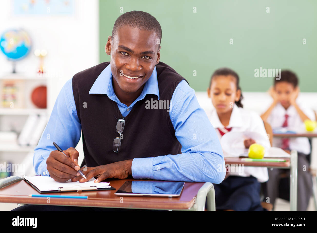 Learners classroom african hi-res stock photography and images - Alamy
