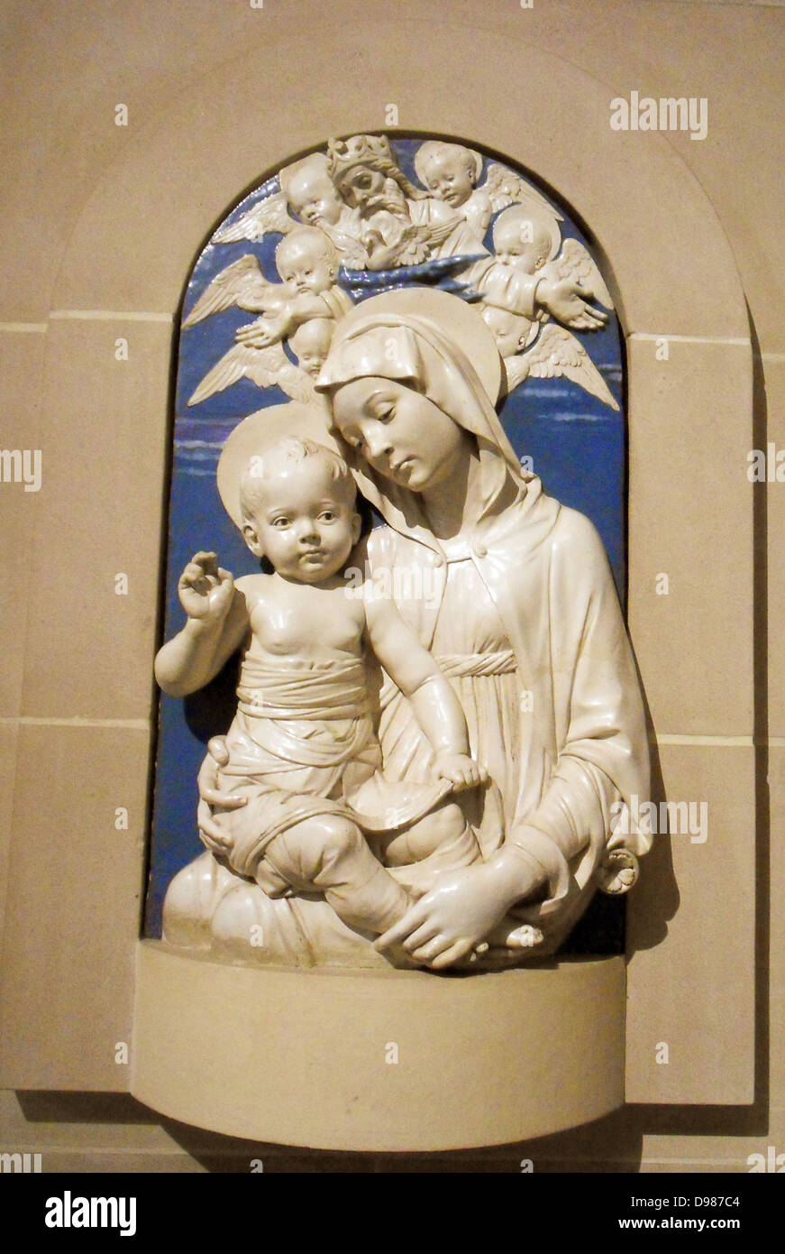 Della robbia virgin hi-res stock photography and images - Alamy