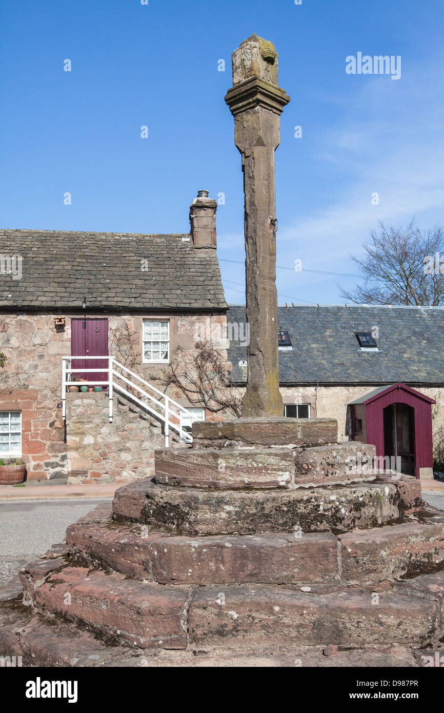 Fettercairn hi-res stock photography and images - Alamy