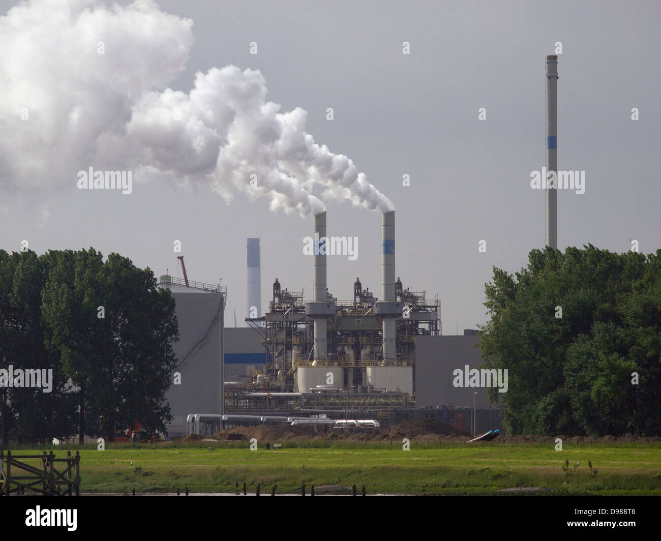 Chemical Factory Green High Resolution Stock Photography and Images - Alamy