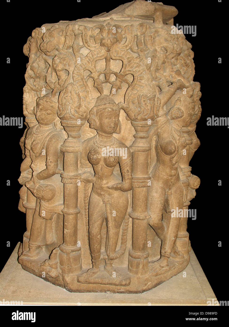 Column base, Gujarat, Western India Stock Photo - Alamy