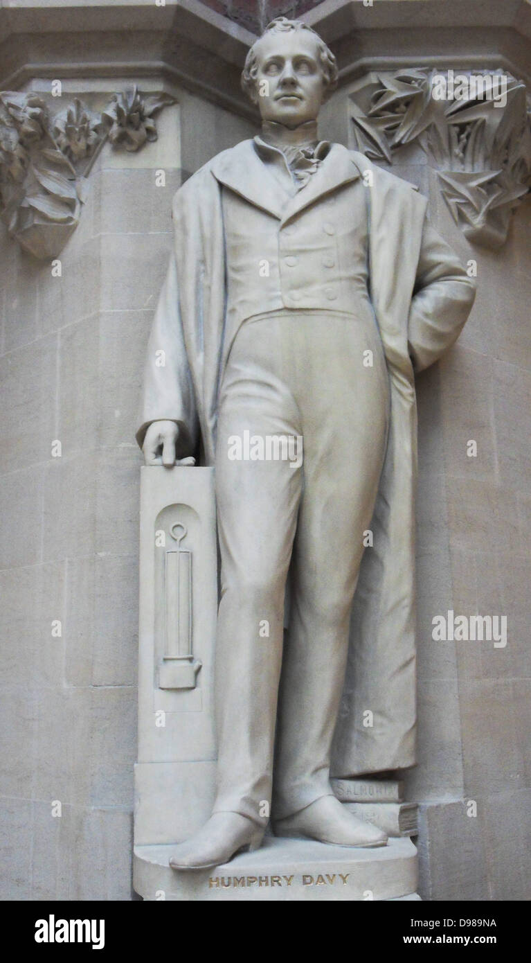 Humphrey davy hi-res stock photography and images - Alamy