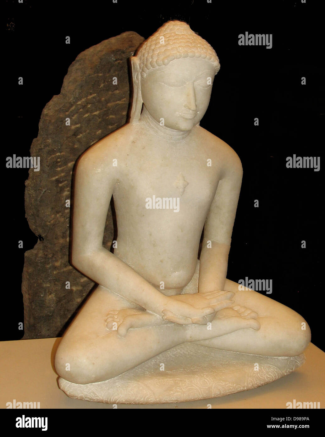 Tirthankara hi-res stock photography and images - Alamy