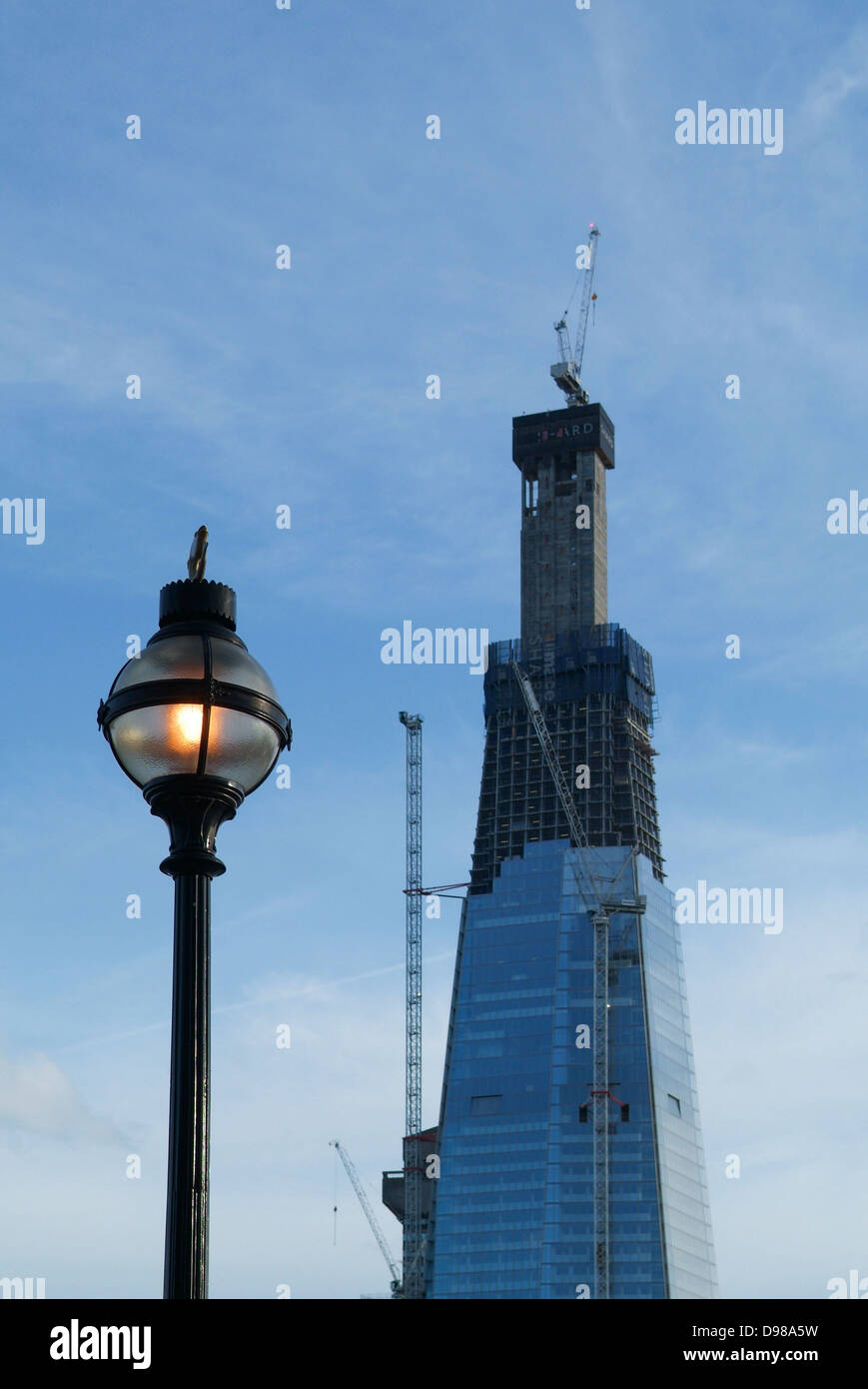 Crane At Shard Building High Resolution Stock Photography and Images ...