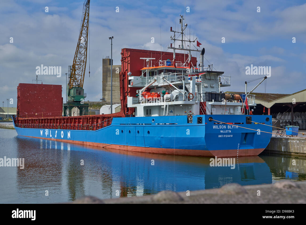 Wilson Blyth ship unloading cargo Sharpness Stock Photo - Alamy