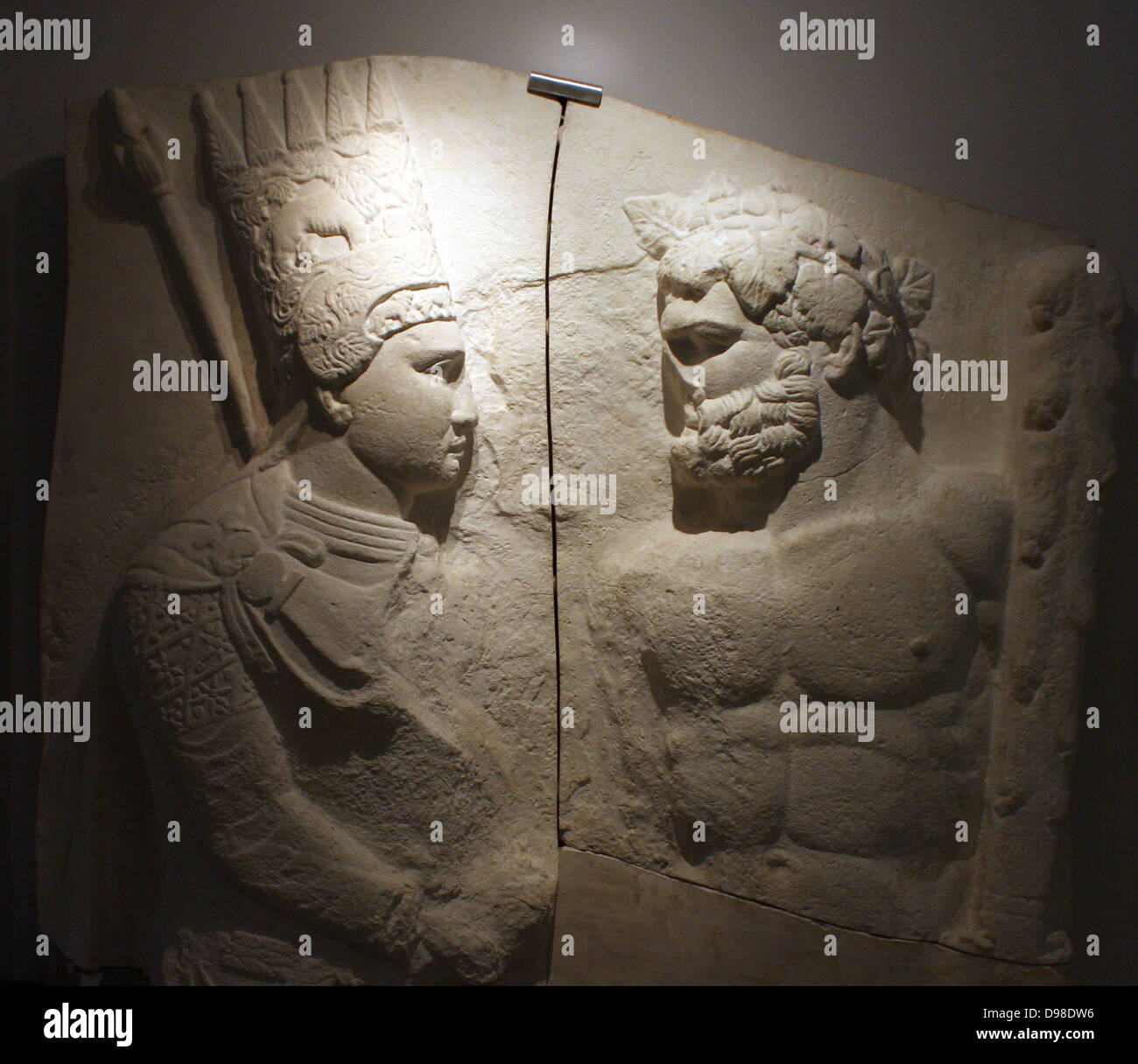 Hercules sculptures hi-res stock photography and images - Alamy