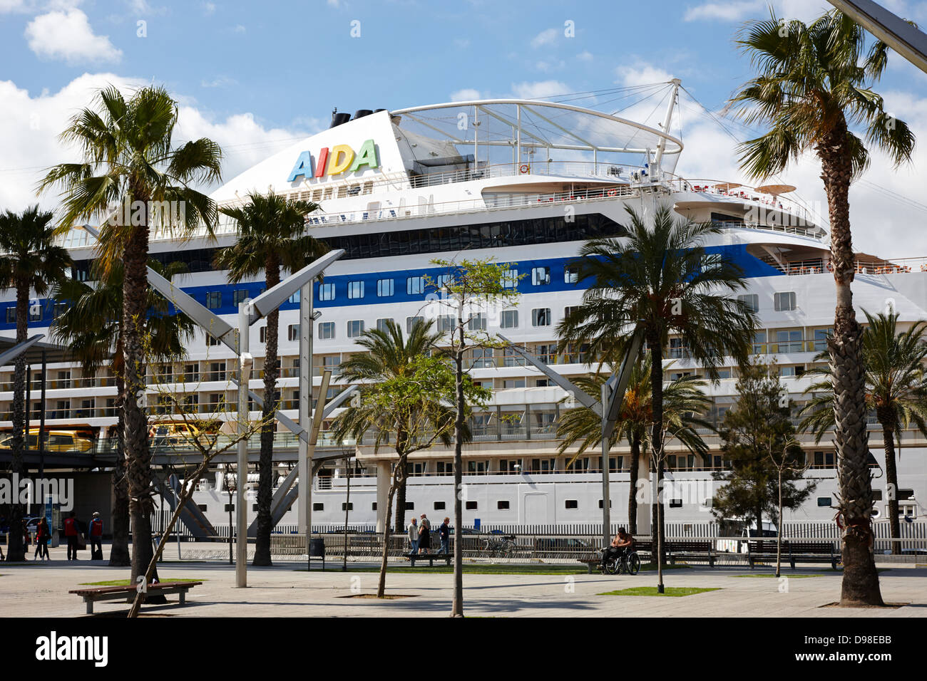 aida cruise ship at terminal s of the moll de barcelona catalonia spain ...