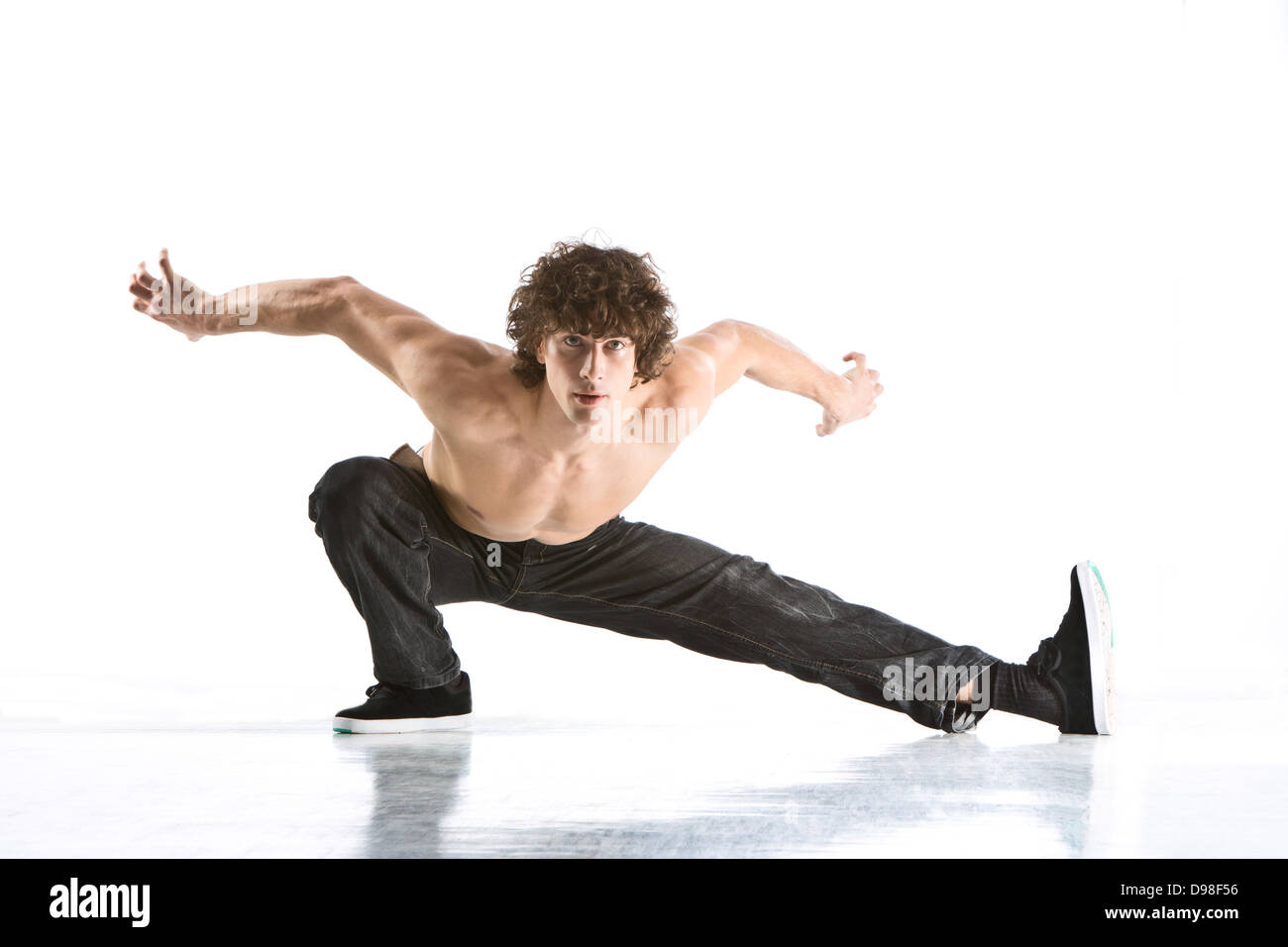 Crouching Dance Stock Photos & Crouching Dance Stock Images - Alamy