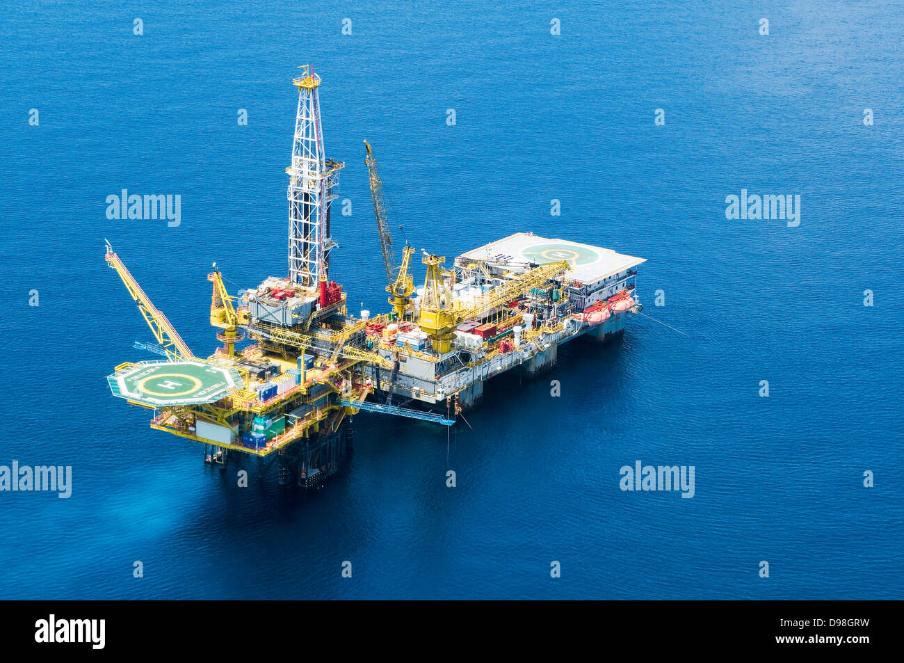 Deep sea drilling hi-res stock photography and images - Alamy