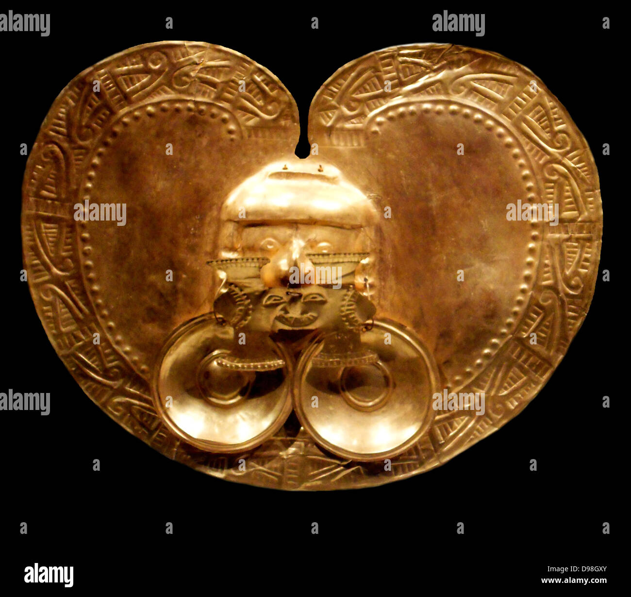 Gold pectoral with Face. 1st–7th century Calima (Yotoco) Culture ...