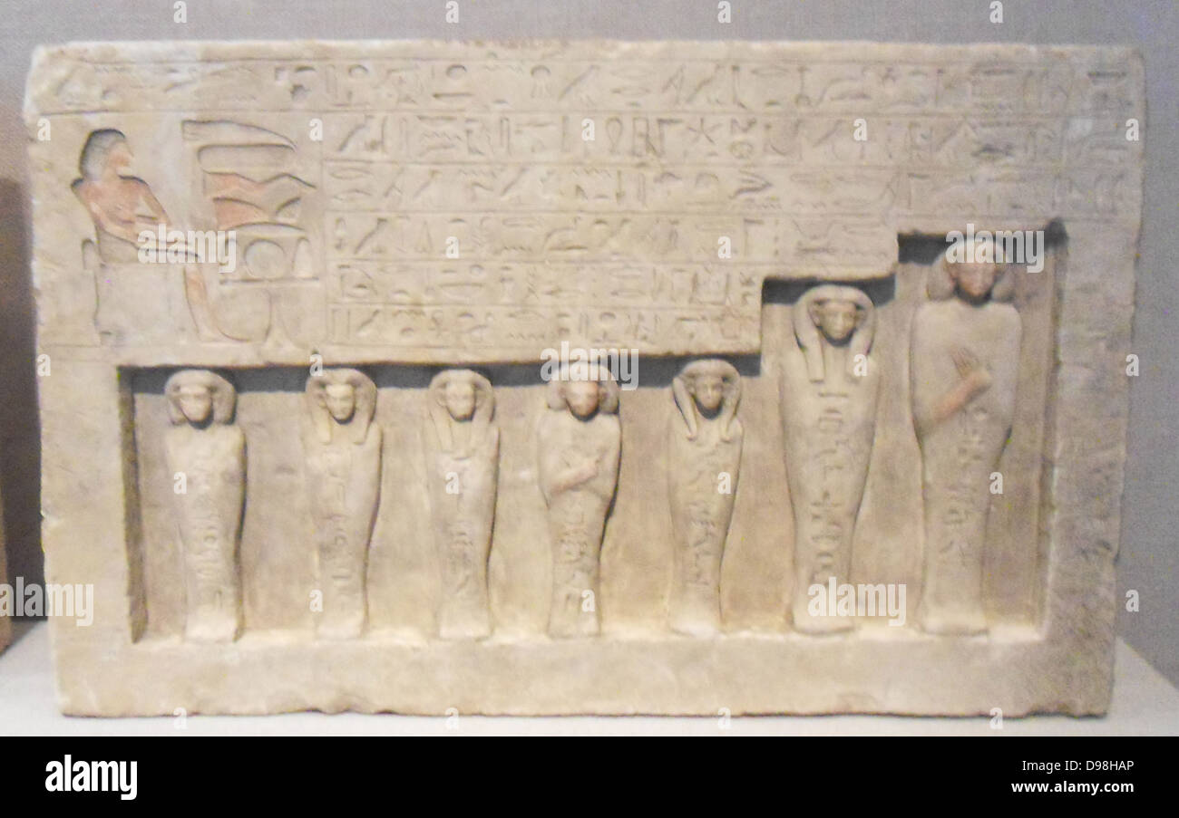 Relief from a funerary chapel at lisht hi-res stock photography and ...