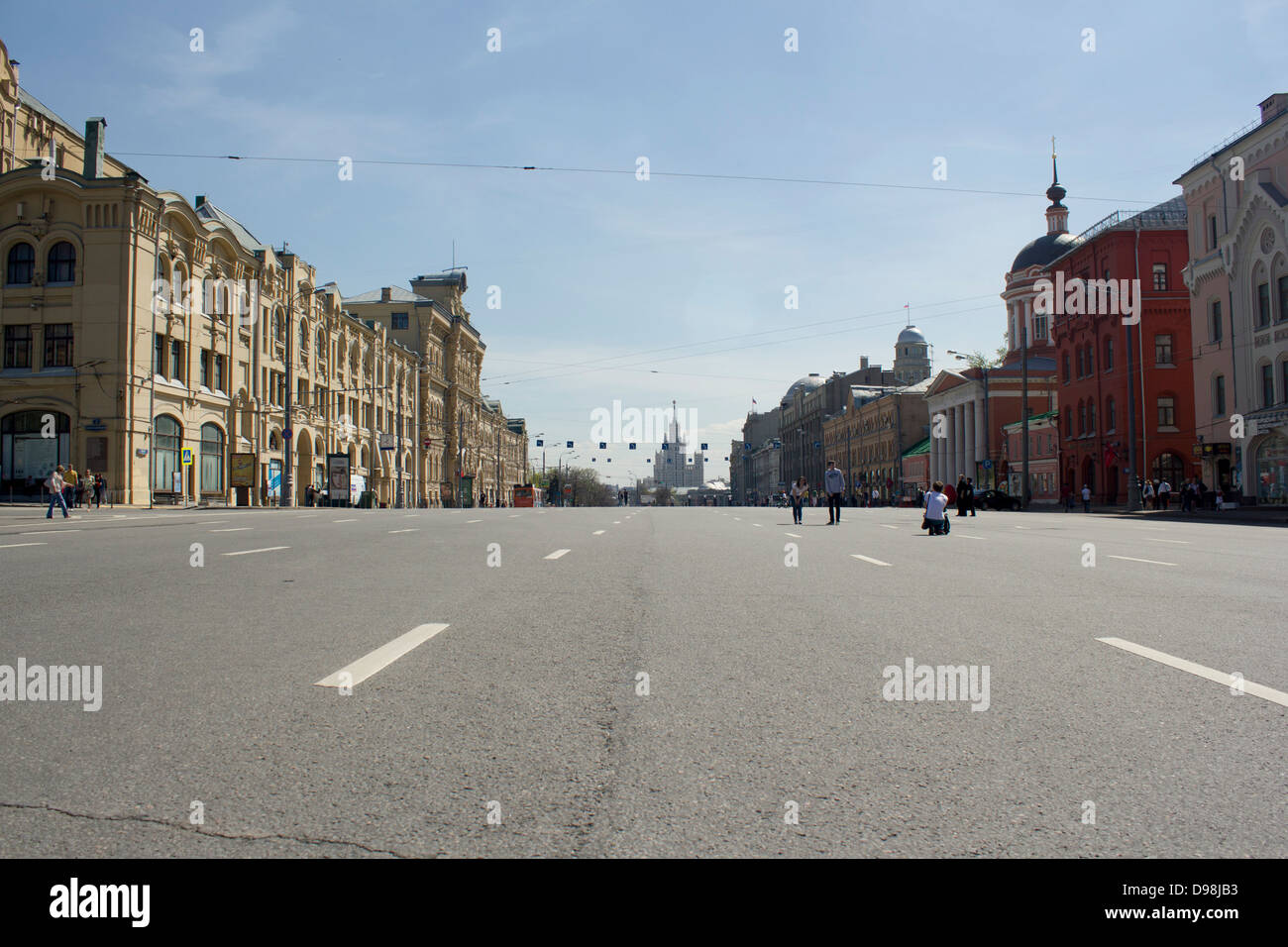 Moscow street empty hi-res stock photography and images - Alamy