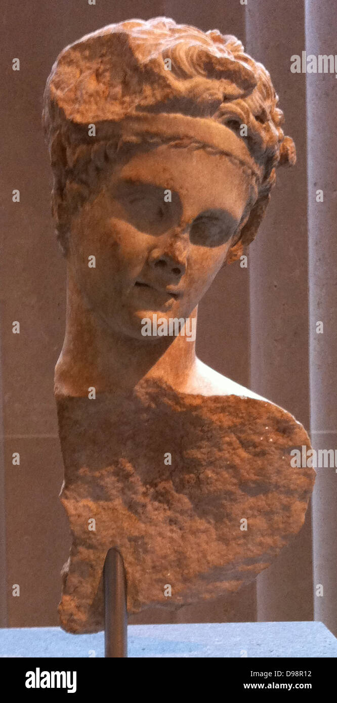 Statue of praxiteles hi-res stock photography and images - Alamy