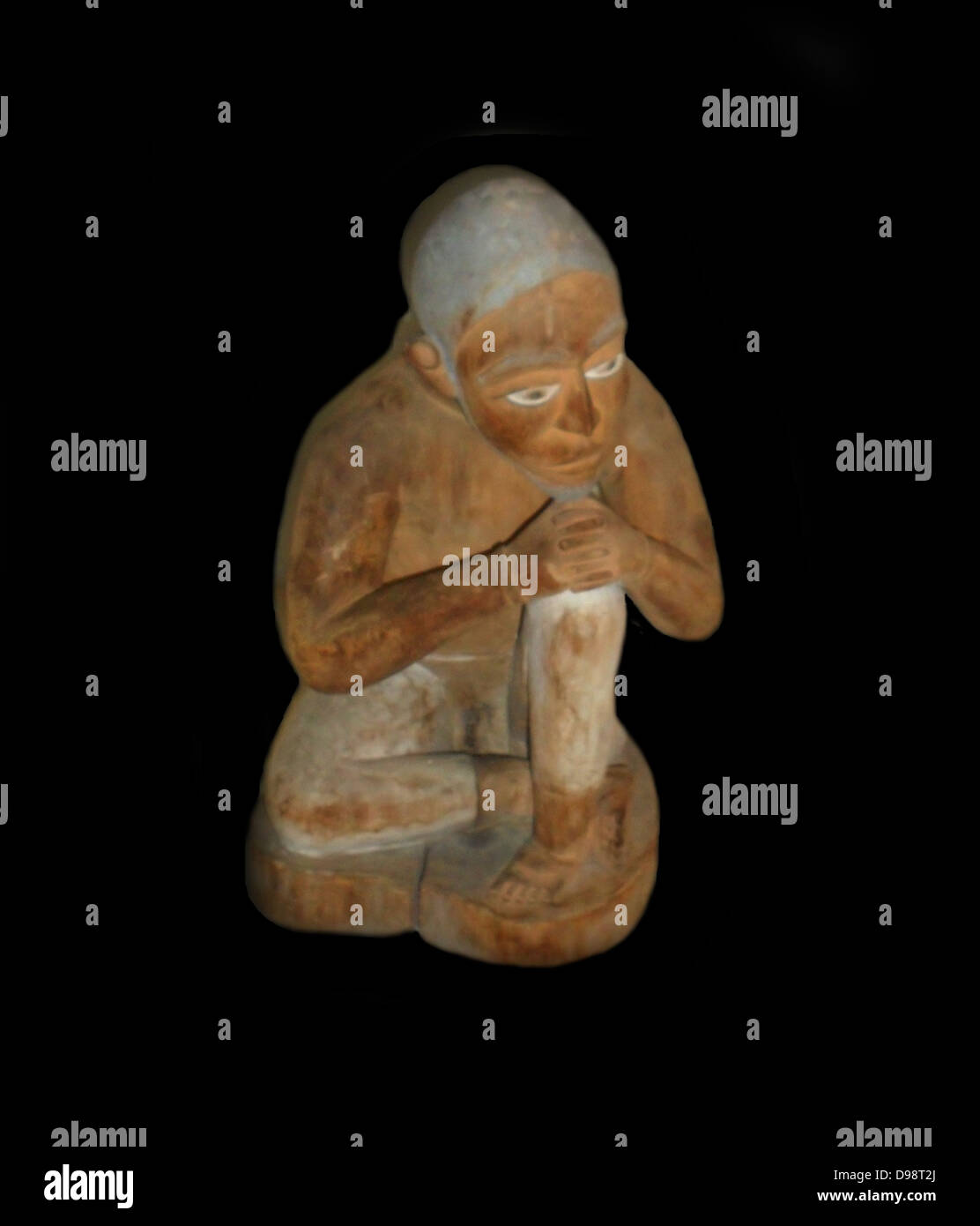 Figure of a man seated. Sundi or Woyo tribe, Democratic republic of ...