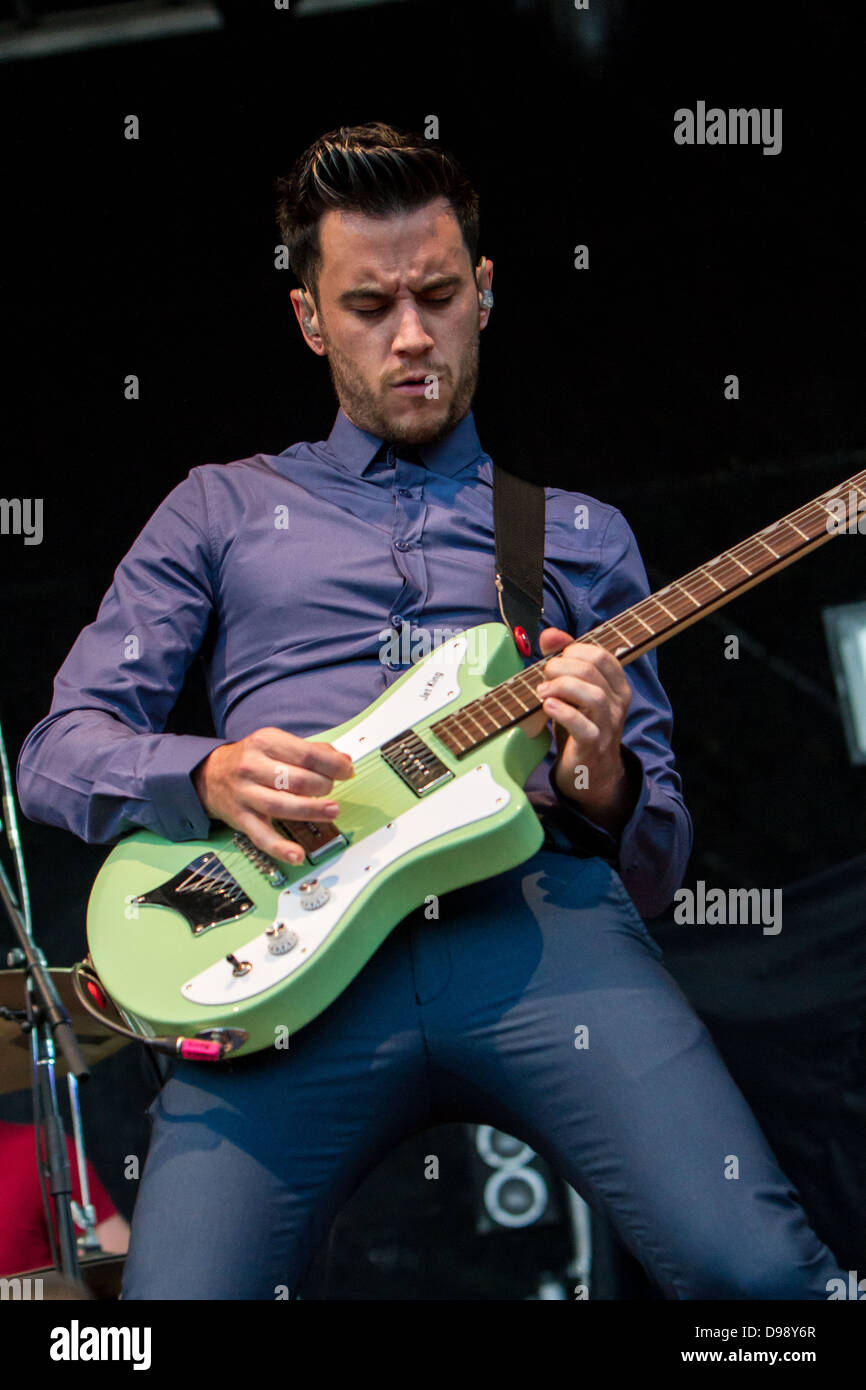 Alternative rock show hi-res stock photography and images - Alamy