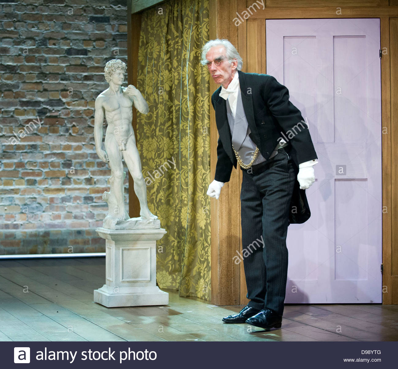 Thomas Middleton Shakespeare High Resolution Stock Photography and ...