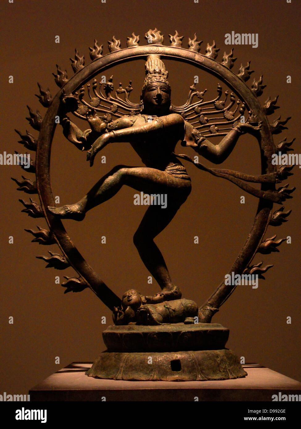 Siva Nataraja, 'king of the dance' 11th century, Chola dynasty (850 ...