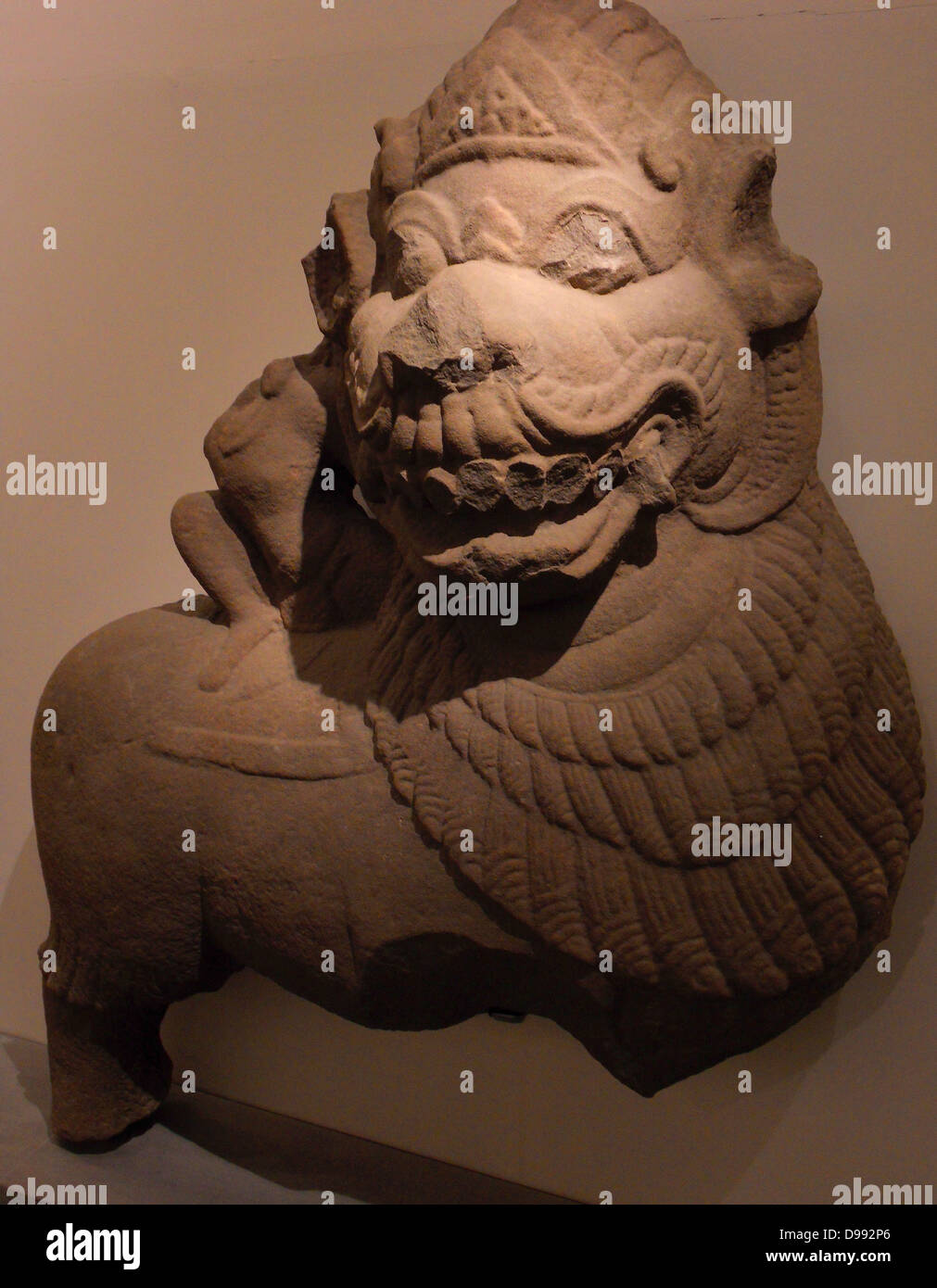 Basement Decor Lion Passant Overlapped By A Small Person Tra Kieu Style 10th Century