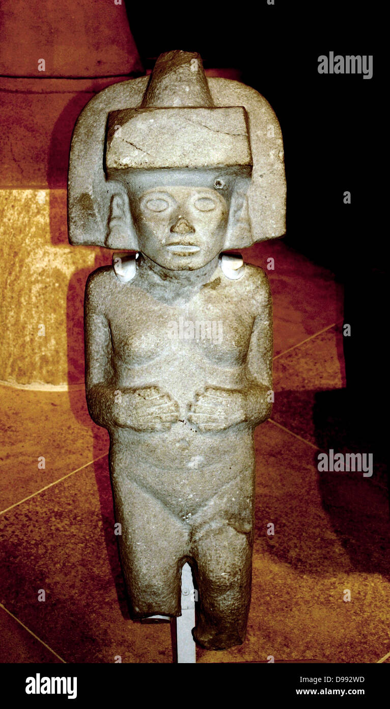 Stone sculpture of Huaxtec female deity. 900-1400 AD, Mexico. Pre ...
