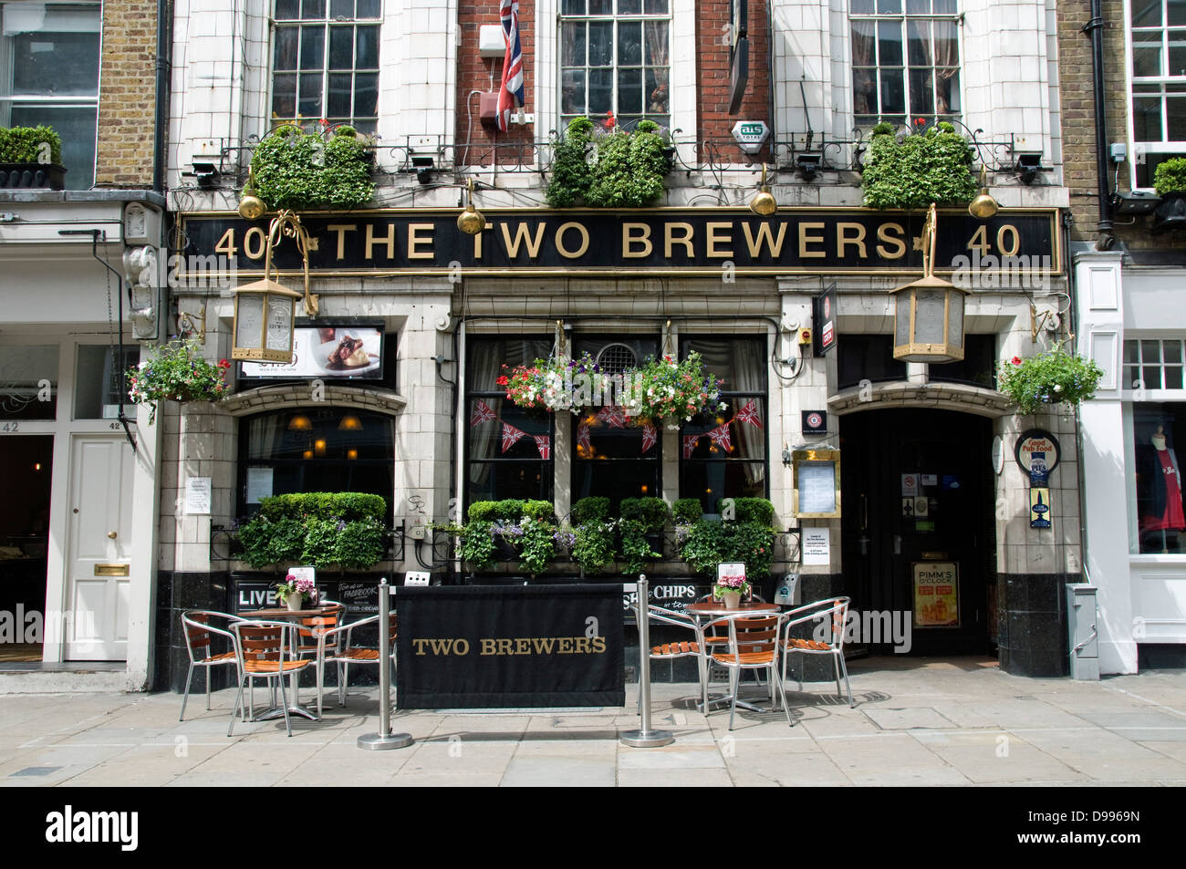The Two Brewers Public House, Monmouth Street, Covent Garden, London ...