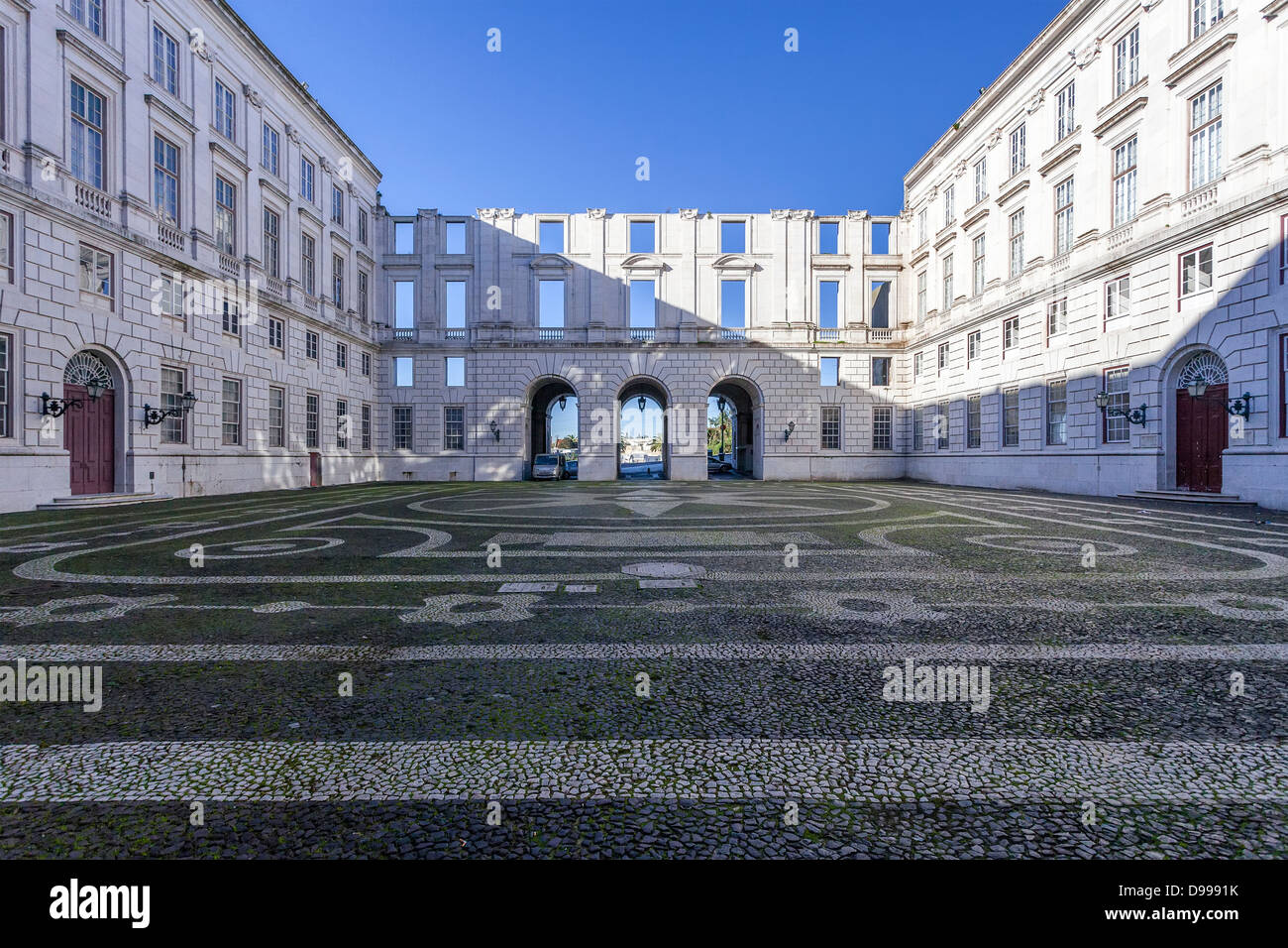 Neoclassical palace drawing hi-res stock photography and images - Alamy
