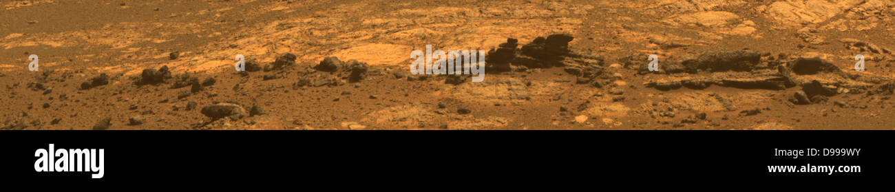 Rock fins up to about 1 foot tall dominate this stereo scene from the ...