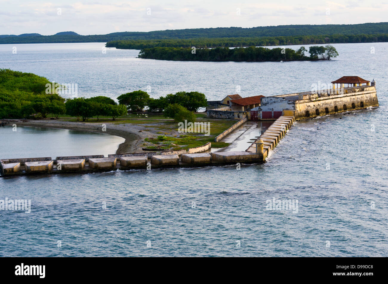 A fort and cannon platform in the Cartagena harbor Stock Photo - Alamy