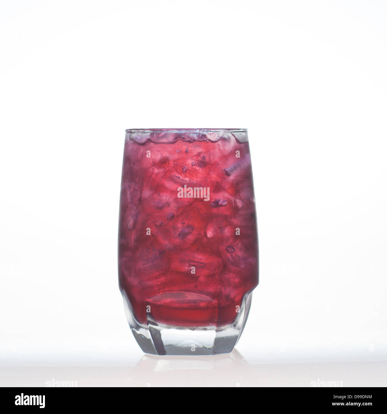 Grape flavor aerated drinks whit soda and ice in glass isolated on ...