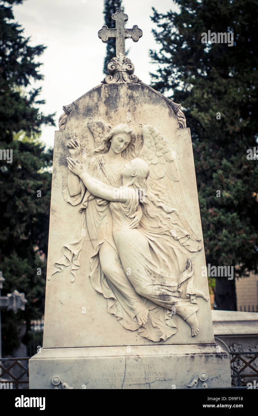English cemetery hi-res stock photography and images - Alamy