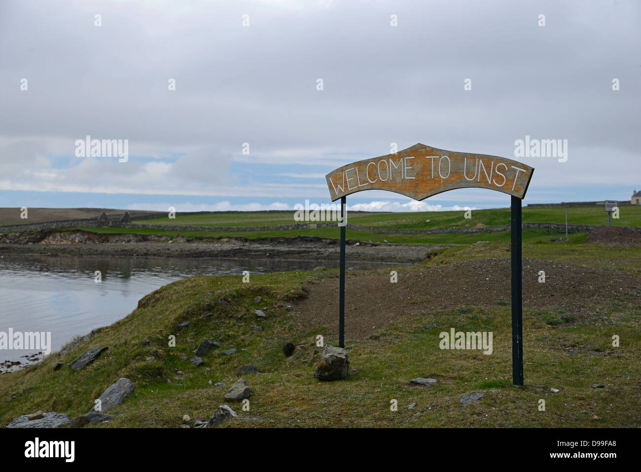 Welcome to shetland sign hi-res stock photography and images - Alamy