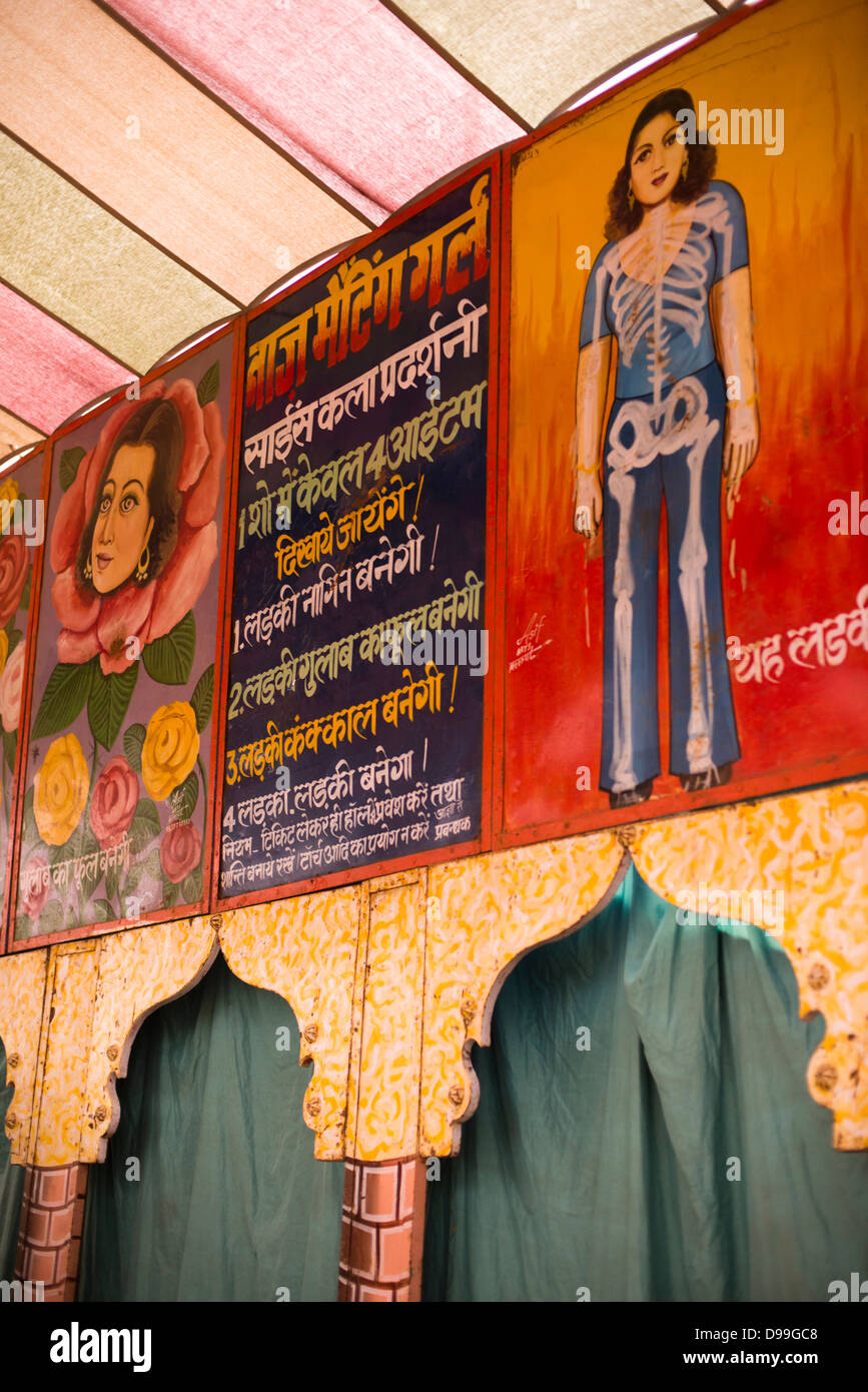 Indian sign boards hi-res stock photography and images - Alamy