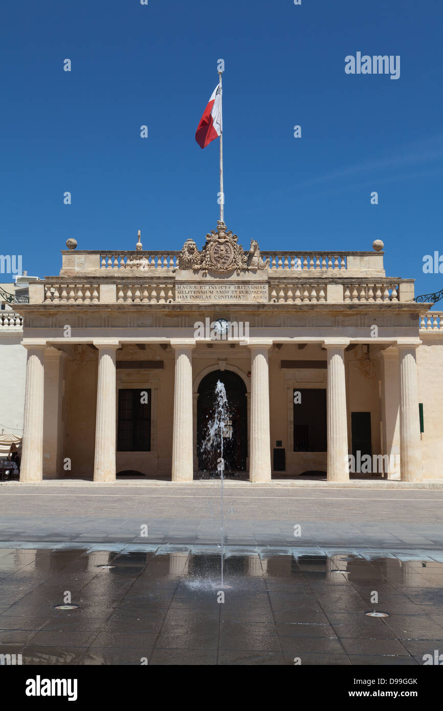 Main Guard Palace Square, Valletta, Malta Stock Photo - Alamy