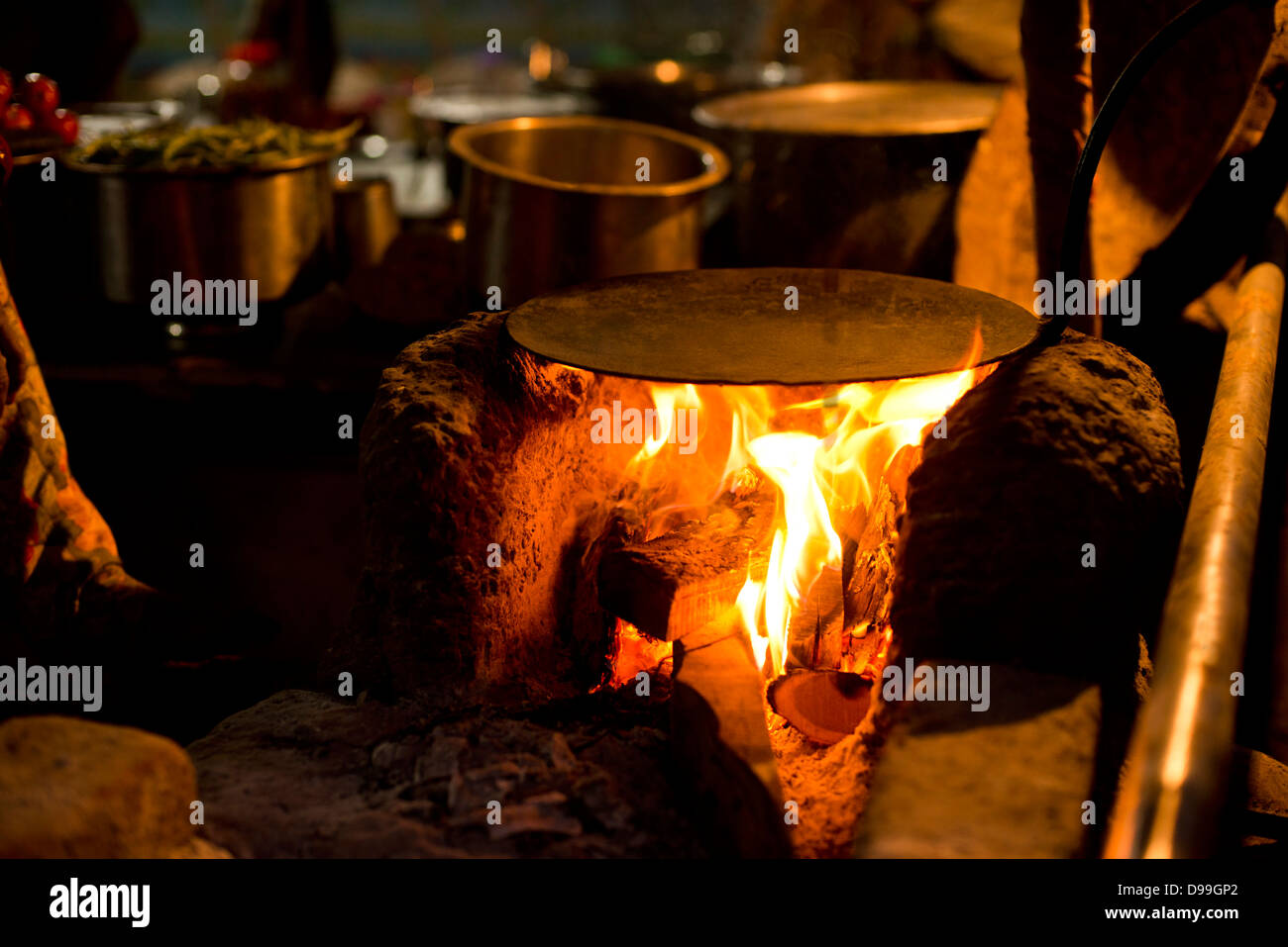 Traditional chulha hi-res stock photography and images - Alamy
