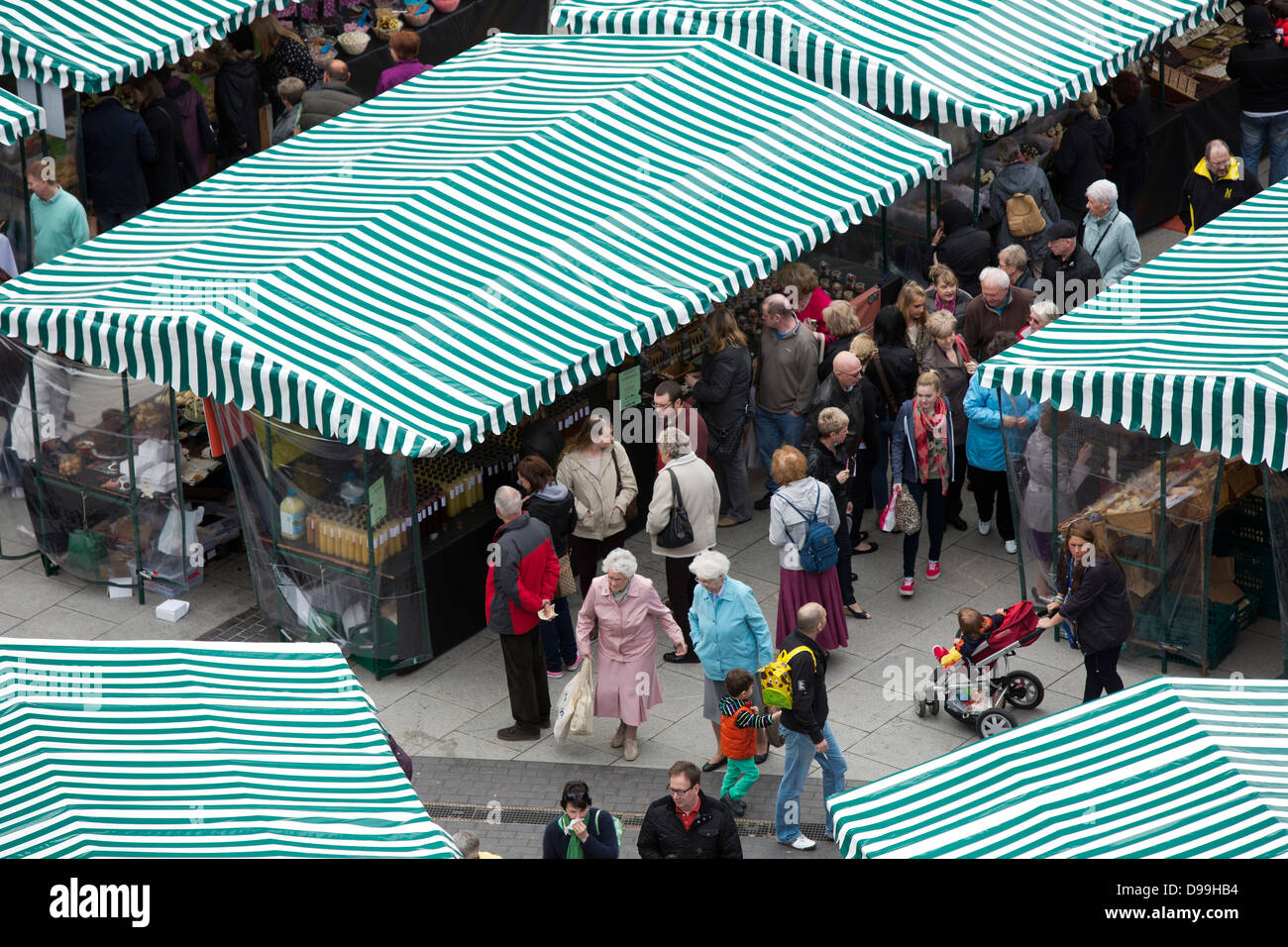 Temporary shopping centre hi-res stock photography and images - Alamy