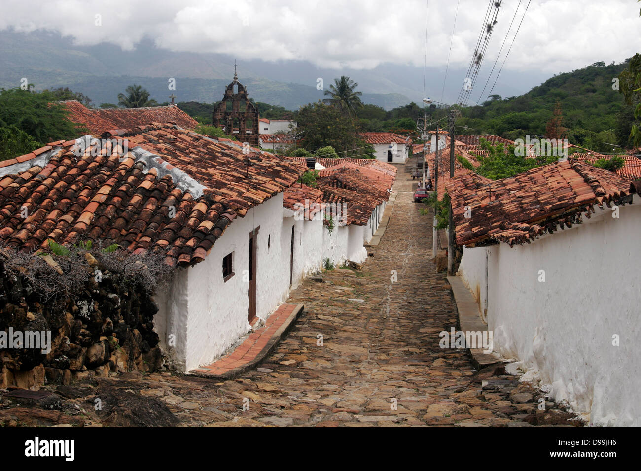 A America Latina Colonial Village In A Village Divided, Farmers Stall