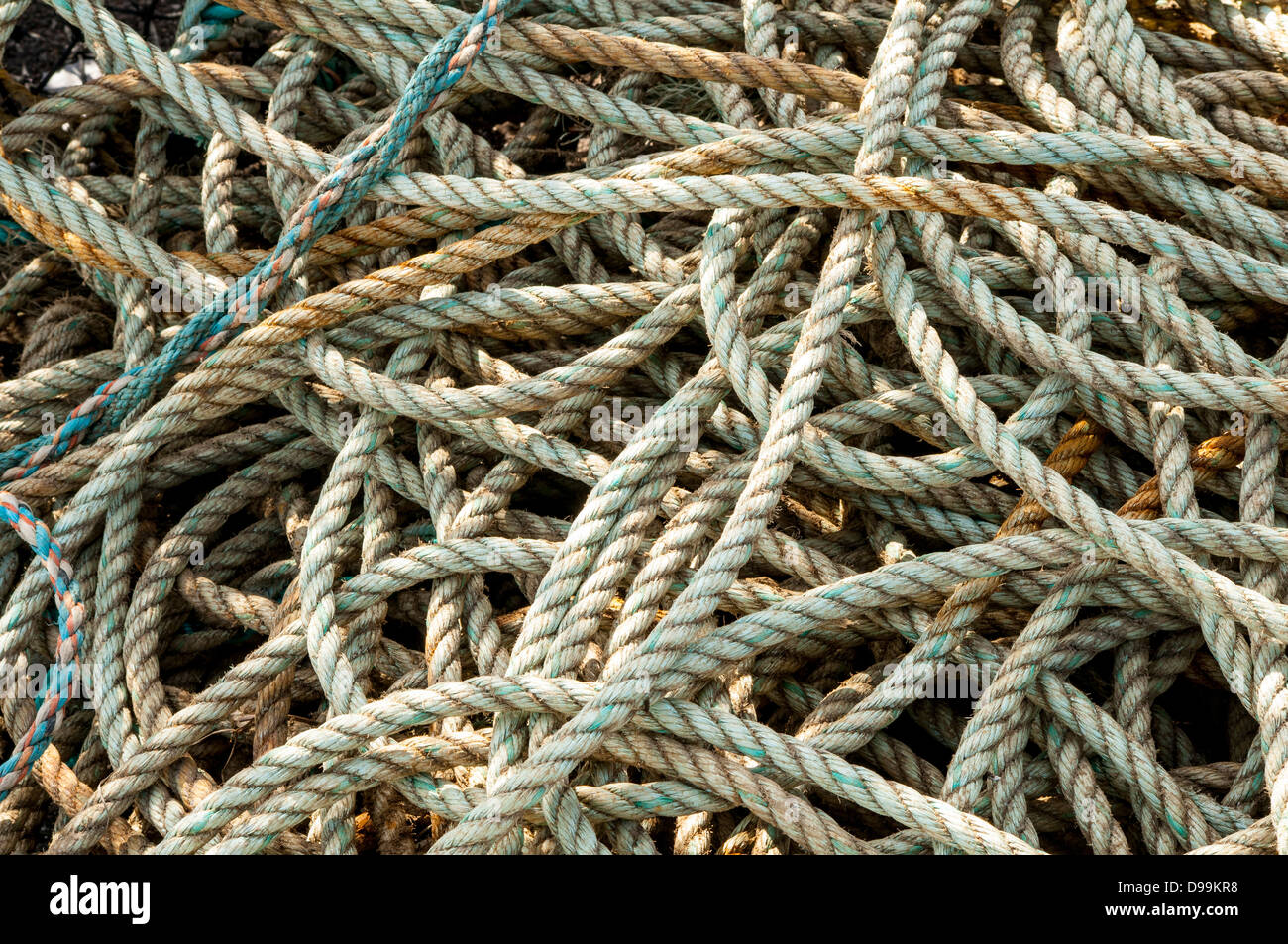 Coils of rope hi-res stock photography and images - Alamy