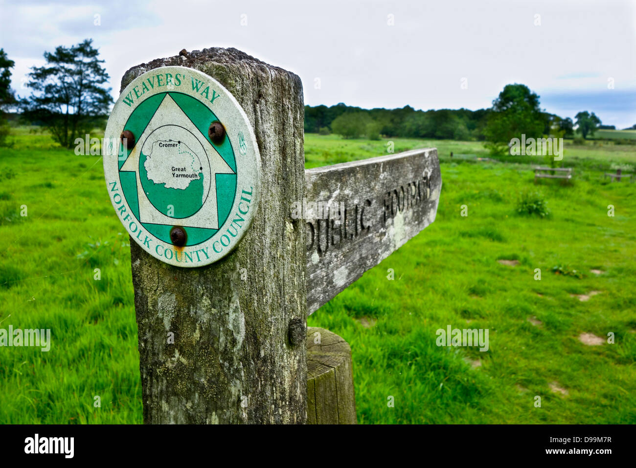 Weavers way path hi-res stock photography and images - Alamy