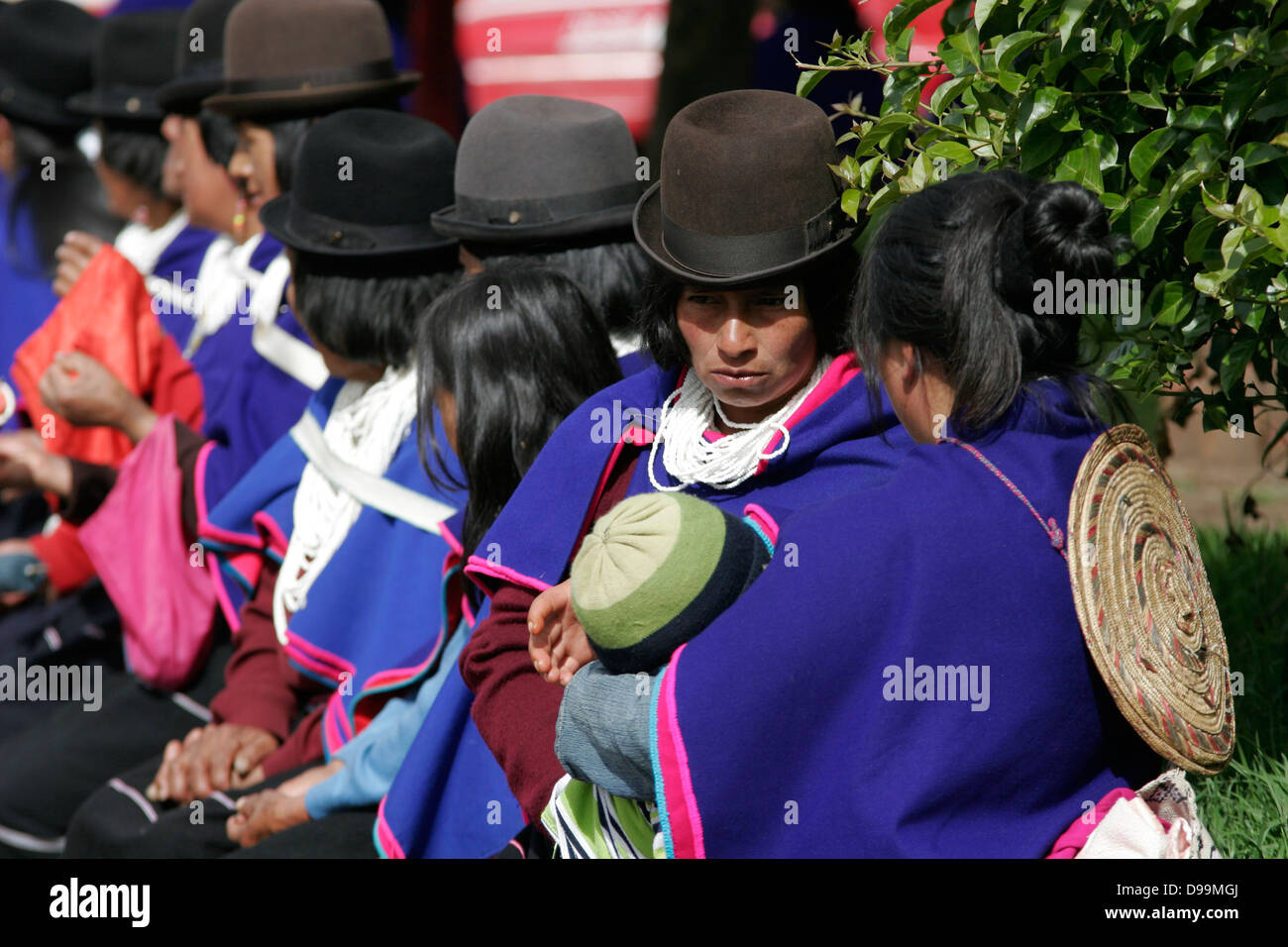 Indigenous Guambiano people on the market in Silvia near Popayan ...